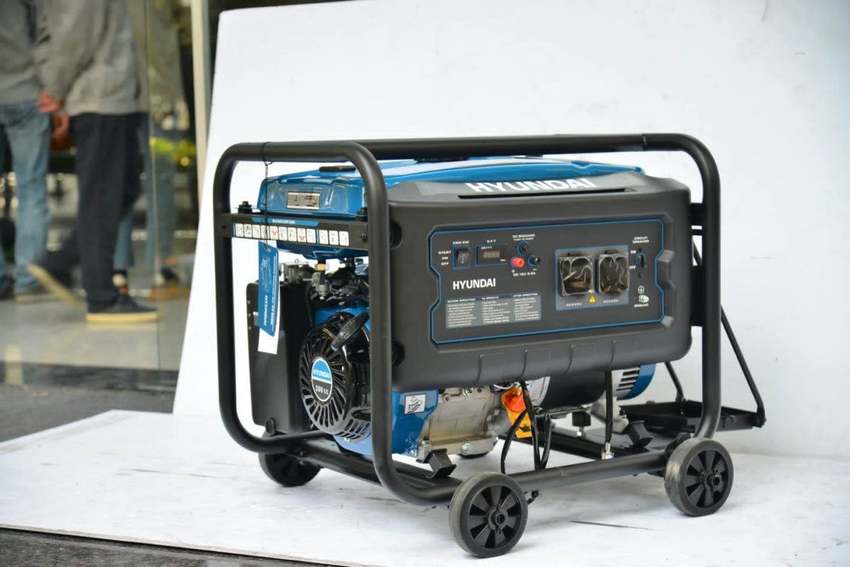 HYUNDAI HX 6500 DUEL FUEL 5.0 KW GENERATOR - Angel Power & Solar Products